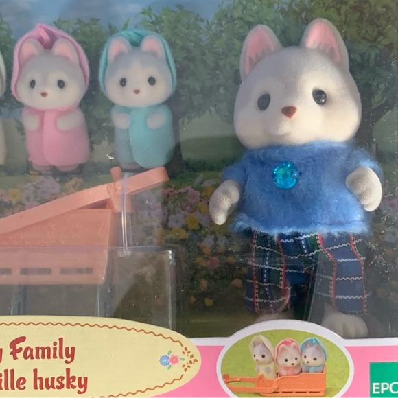 Calico Critter | Toys | Nib Calico Critter Husky Family | Poshmark